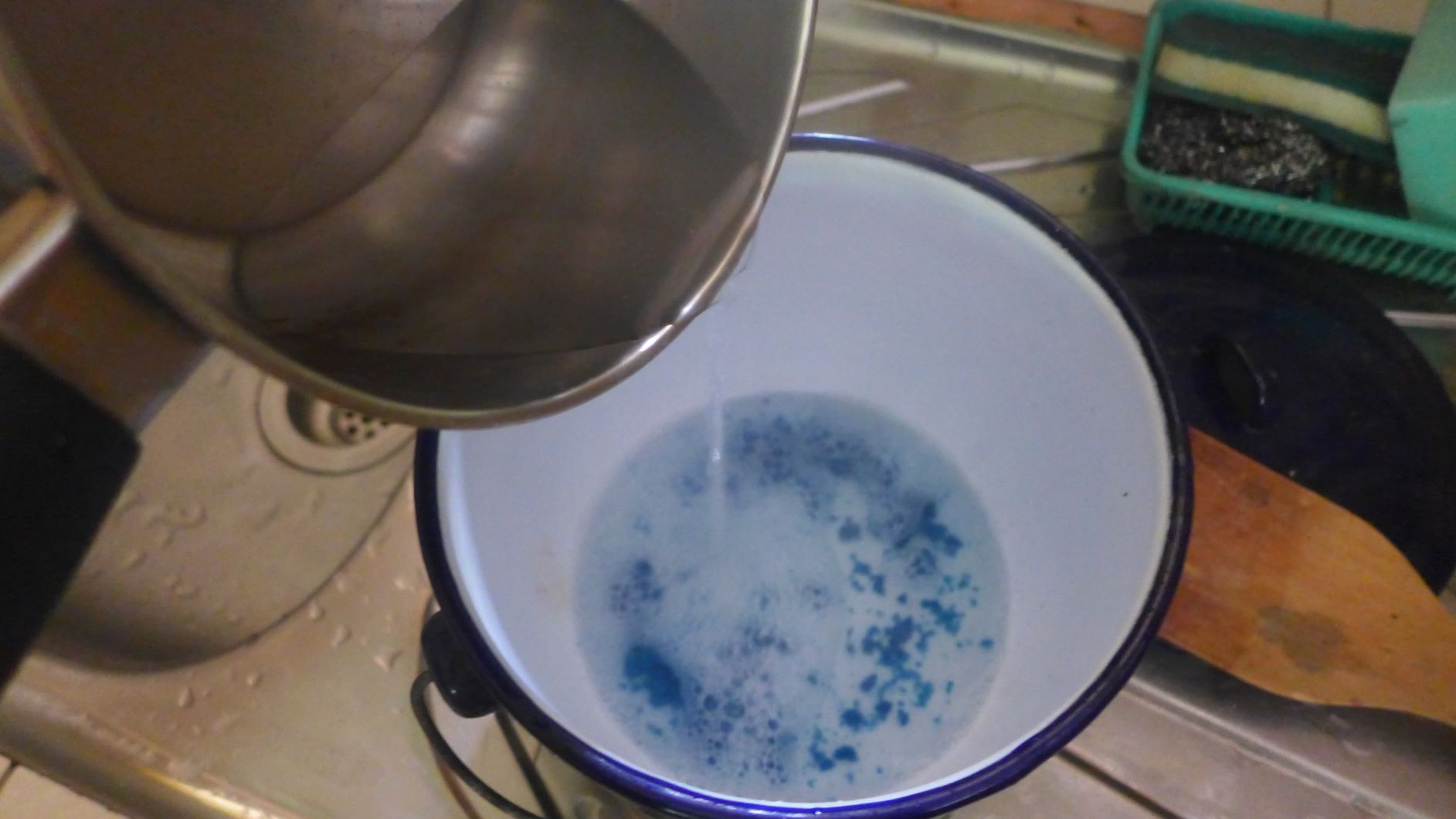 Homemade Dishwashing Liquid – Duckduckbro